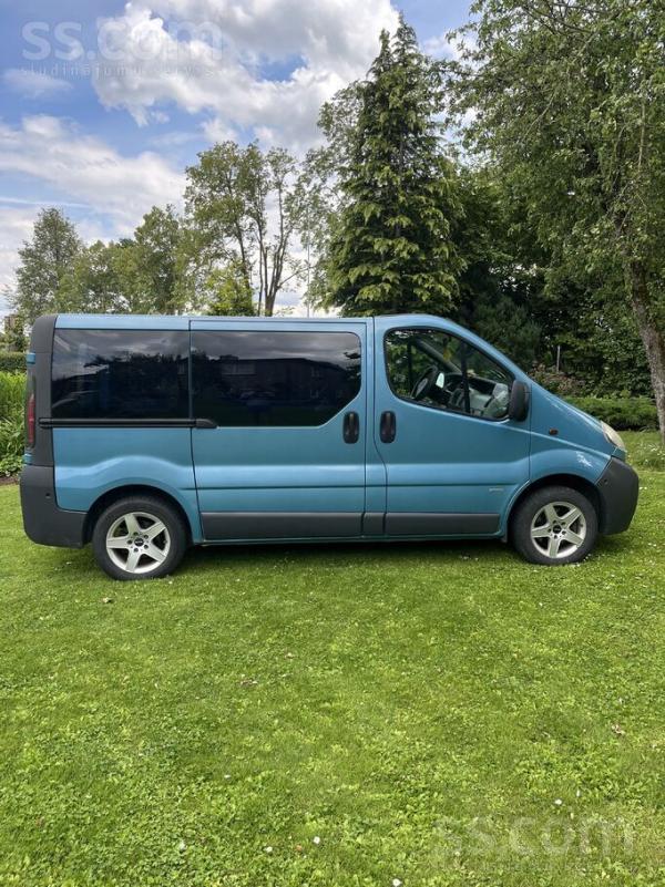 Opel Vivaro 2003 in Bauska, with an engine capacity of 1.90 L and mileage of 367 thousand km for 4000 €, photo 3 on AUTOMOTO.COM.LV