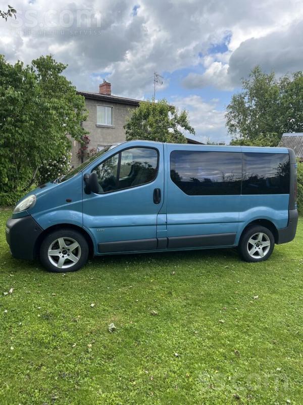 Opel Vivaro 2003 in Bauska, with an engine capacity of 1.90 L and mileage of 367 thousand km for 4000 €, photo 4 on AUTOMOTO.COM.LV