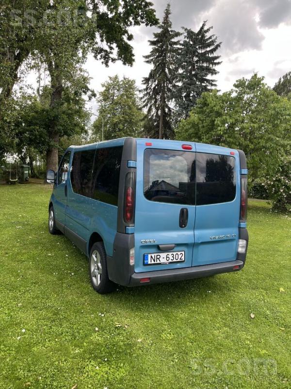 Opel Vivaro 2003 in Bauska, with an engine capacity of 1.90 L and mileage of 367 thousand km for 4000 €, photo 5 on AUTOMOTO.COM.LV