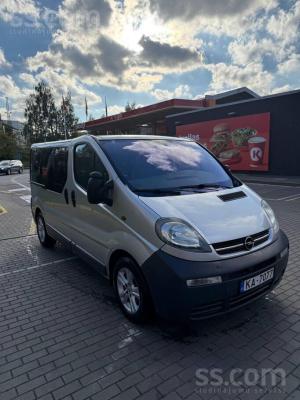 Opel Vivaro 2004 in Riga, with an engine capacity of 2.50 L and mileage of 305 thousand km for 5850 €, photo 12 on AUTOMOTO.COM.LV
