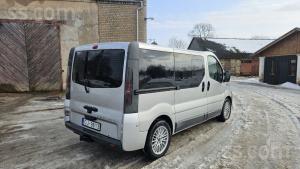Opel Vivaro 2004 Dobele, ar dzinēja tilpumu 2.50 L un nobraukumu 405 tūkst. km par 4150 €, foto 5 vietnē AUTOMOTO.COM.LV