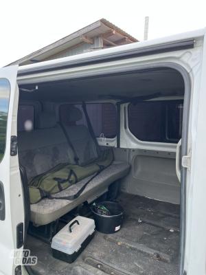 Opel Vivaro 2004 in Birzai, with an engine capacity of 1.90 L and mileage of 480 thousand km for 3400 €, photo 6 on AUTOMOTO.COM.LV