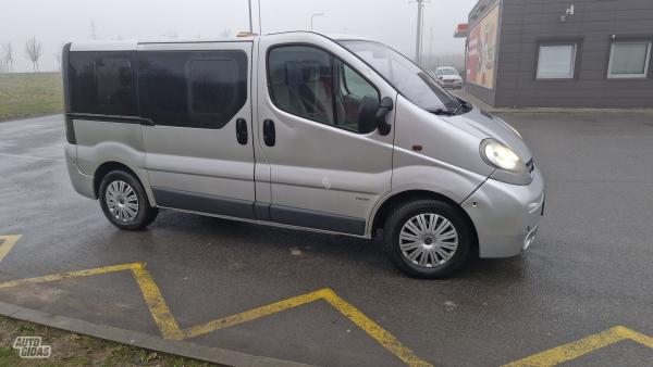 Opel Vivaro 2005 in Vilnius, with an engine capacity of 2.50 L and mileage of 334 thousand km for 4700 €, photo 2 on AUTOMOTO.COM.LV