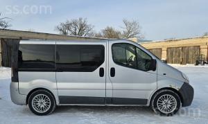 Opel Vivaro 2005 Dobele, ar dzinēja tilpumu 2.50 L un nobraukumu 400 tūkst. km par 4450 €, foto 2 vietnē AUTOMOTO.COM.LV
