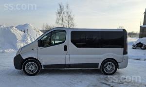 Opel Vivaro 2005 Dobele, ar dzinēja tilpumu 2.50 L un nobraukumu 400 tūkst. km par 4450 €, foto 5 vietnē AUTOMOTO.COM.LV