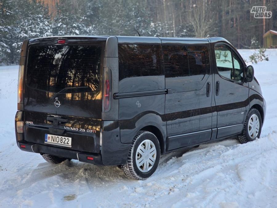 Opel Vivaro 2005 in Radviliskis, with an engine capacity of 2.50 L and mileage of 284 thousand km for 6300 €, photo 7 on AUTOMOTO.COM.LV