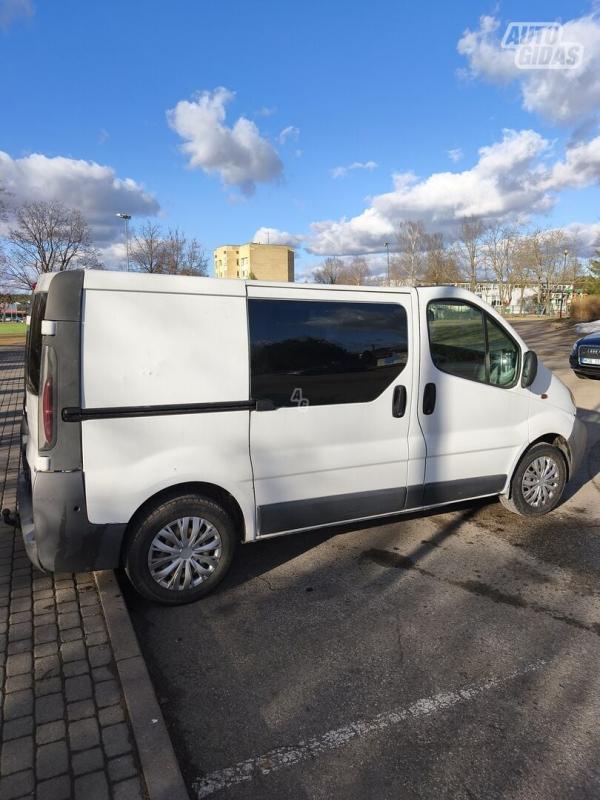 Opel Vivaro 2005 in Utena, with an engine capacity of 1.90 L and mileage of 335 thousand km for 3500 €, photo 2 on AUTOMOTO.COM.LV