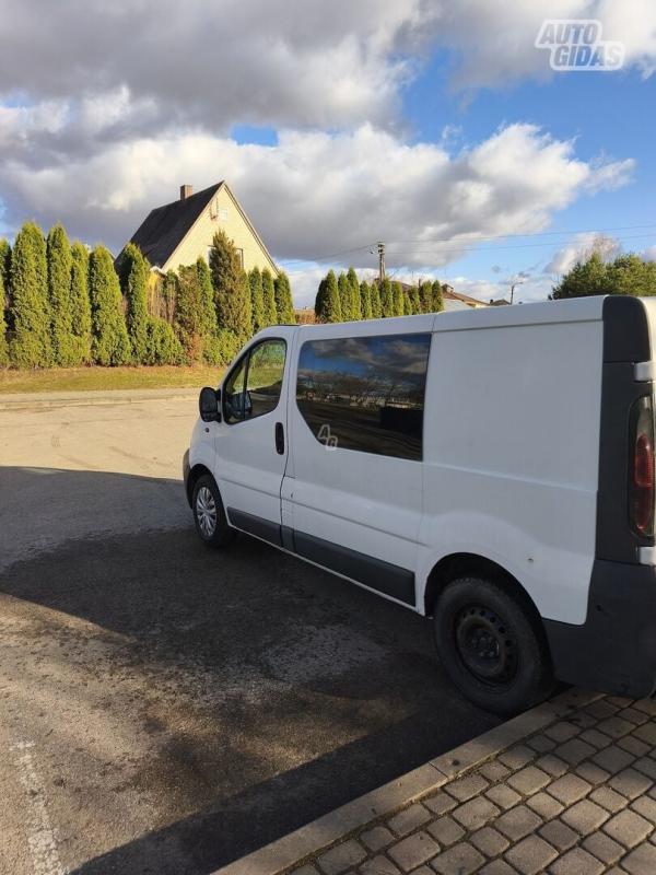 Opel Vivaro 2005 in Utena, with an engine capacity of 1.90 L and mileage of 335 thousand km for 3500 €, photo 5 on AUTOMOTO.COM.LV