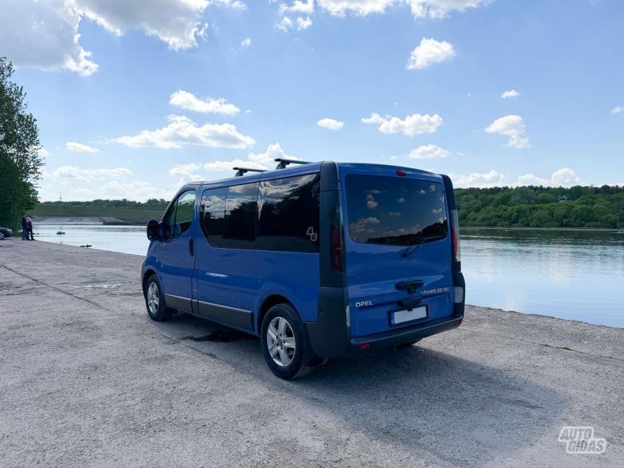 Opel Vivaro 2005 in Kaunas, with an engine capacity of 2.50 L and mileage of 186 thousand km for 4999 €, photo 4 on AUTOMOTO.COM.LV