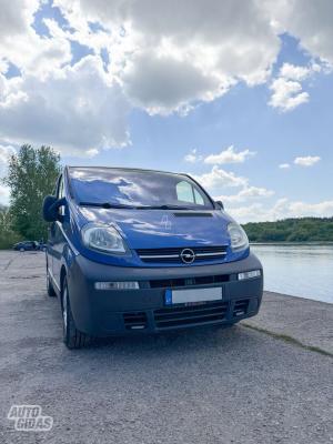 Opel Vivaro 2005 in Kaunas, with an engine capacity of 2.50 L and mileage of 186 thousand km for 4999 €, photo 6 on AUTOMOTO.COM.LV