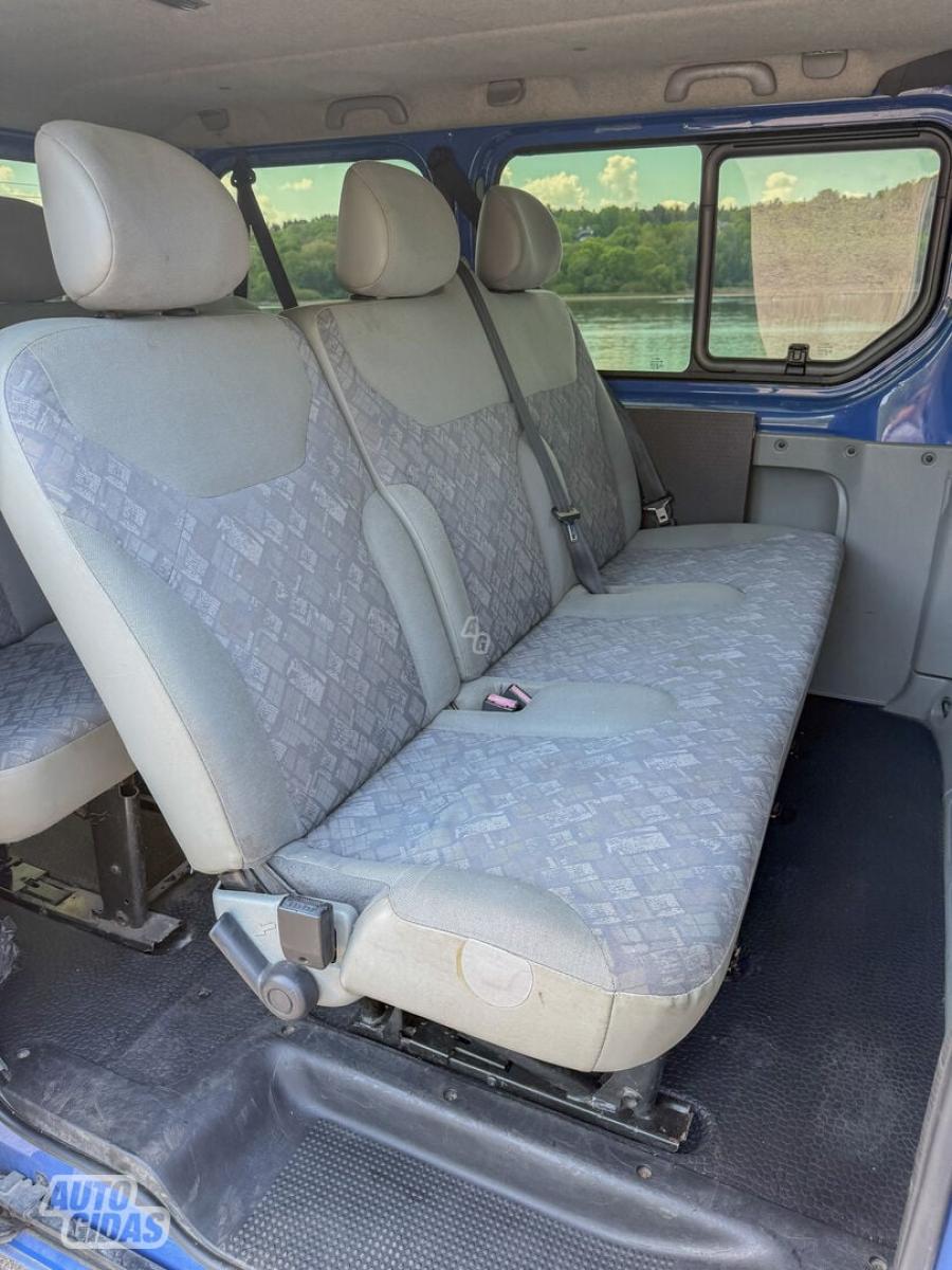 Opel Vivaro 2005 in Kaunas, with an engine capacity of 2.50 L and mileage of 186 thousand km for 4999 €, photo 9 on AUTOMOTO.COM.LV