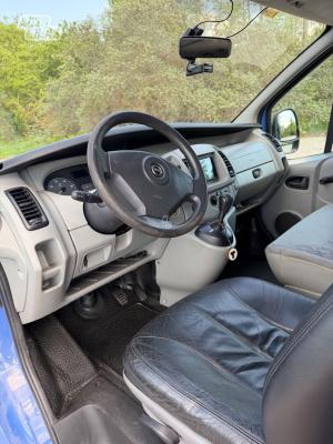 Opel Vivaro 2005 in Kaunas, with an engine capacity of 2.50 L and mileage of 186 thousand km for 4999 €, photo 10 on AUTOMOTO.COM.LV