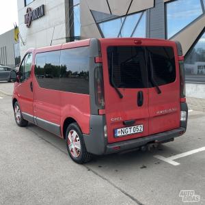 Opel Vivaro 2005 in Siauliai, with an engine capacity of 1.90 L and mileage of 400 thousand km for 3999 €, photo 4 on AUTOMOTO.COM.LV
