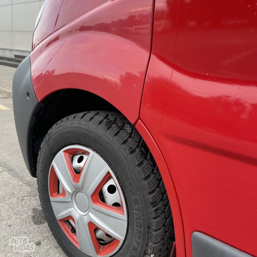 Opel Vivaro 2005 in Siauliai, with an engine capacity of 1.90 L and mileage of 400 thousand km for 3999 €, photo 10 on AUTOMOTO.COM.LV