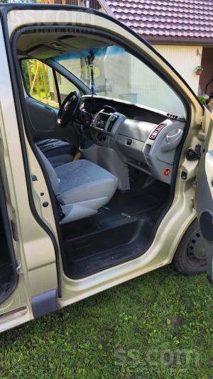 Opel Vivaro 2005 Krāslava, ar dzinēja tilpumu 1.90 L un nobraukumu 254 tūkst. km par 4800 €, foto 6 vietnē AUTOMOTO.COM.LV