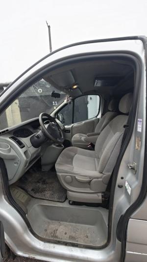 Opel Vivaro 2005 Kohtla-Jerve, ar dzinēja tilpumu 0.00 L un nobraukumu 370 tūkst. km par 4600 €, foto 15 vietnē AUTOMOTO.COM.LV