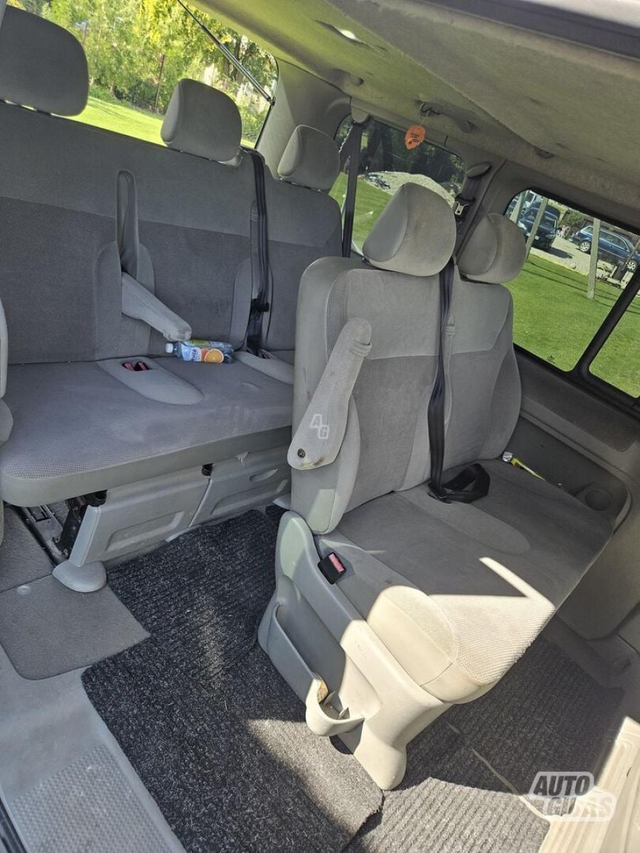 Opel Vivaro 2005 in Vilnius, with an engine capacity of 2.50 L and mileage of 360 thousand km for 4500 €, photo 12 on AUTOMOTO.COM.LV