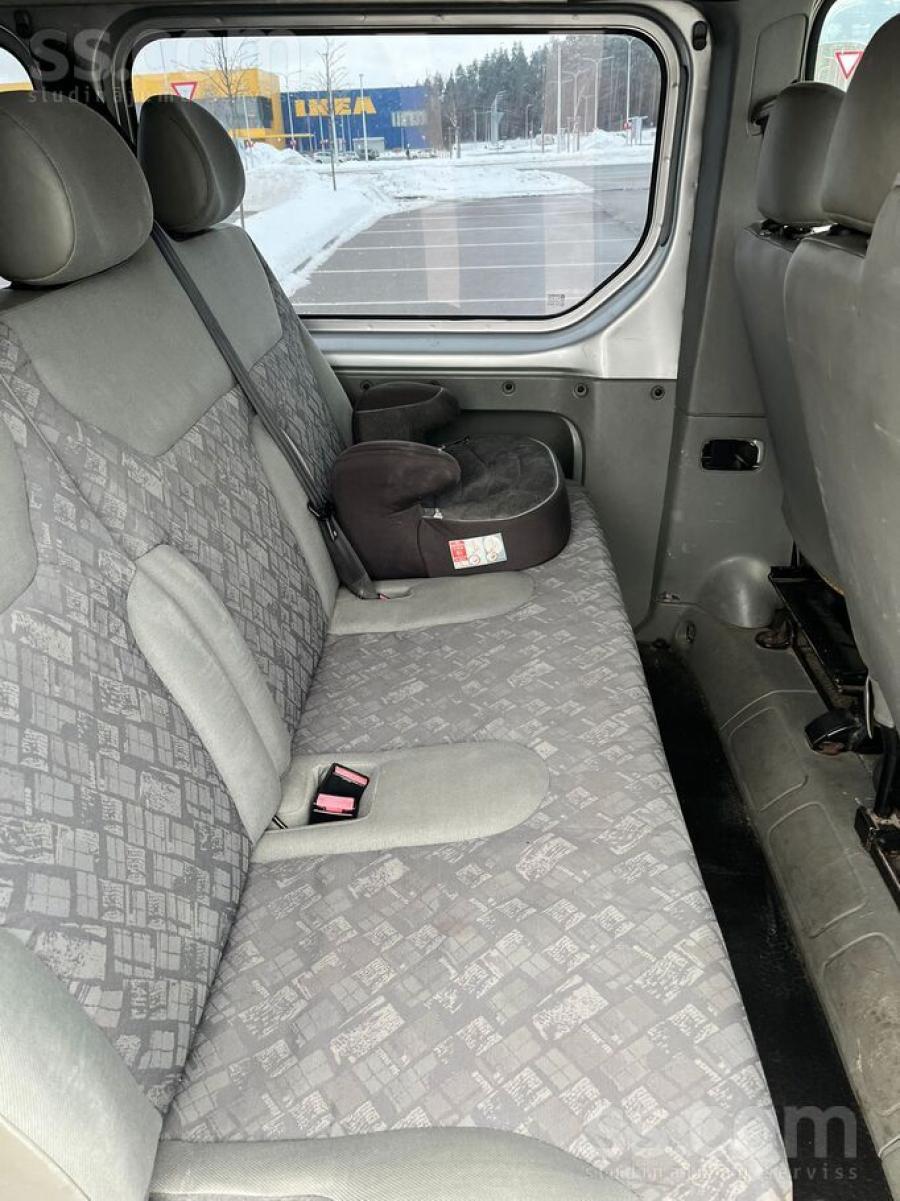 Opel Vivaro 2006 Rīga, ar dzinēja tilpumu 1.90 L un nobraukumu 335 tūkst. km par 4150 €, foto 7 vietnē AUTOMOTO.COM.LV