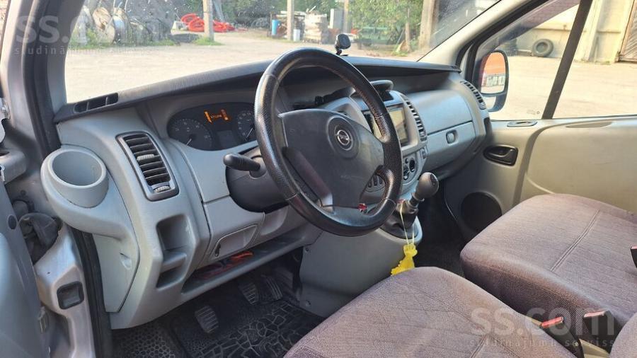 Opel Vivaro 2006 in Liepaja, with an engine capacity of 2.00 L and mileage of 655 thousand km for 3300 €, photo 6 on AUTOMOTO.COM.LV
