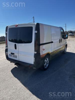 Opel Vivaro 2006 Tukums, ar dzinēja tilpumu 2.50 L un nobraukumu 256 tūkst. km par 5300 €, foto  vietnē AUTOMOTO.COM.LV