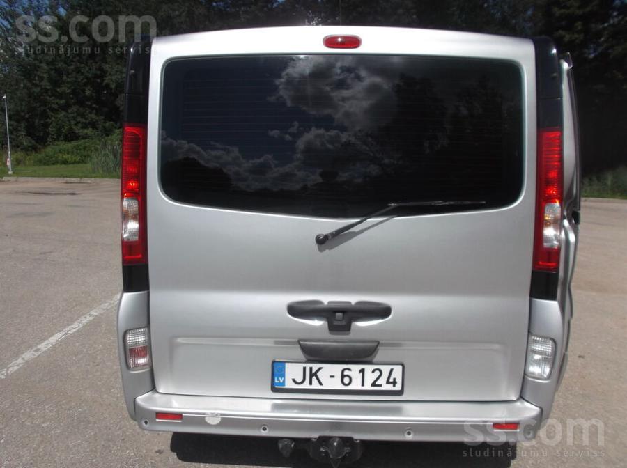 Opel Vivaro 2007 in Ogre, with an engine capacity of 2.50 L and mileage of 296 thousand km for 13700 €, photo 3 on AUTOMOTO.COM.LV