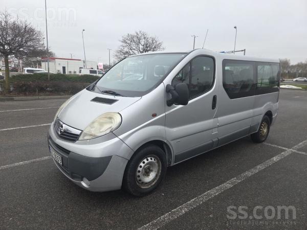 Opel Vivaro 2007 Rīga, ar dzinēja tilpumu 2.00 L un nobraukumu 260 tūkst. km par 4200 €, foto 1 vietnē AUTOMOTO.COM.LV
