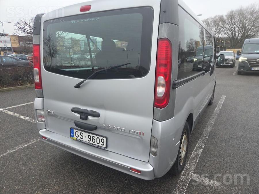 Opel Vivaro 2007 in Riga, with an engine capacity of 2.00 L and mileage of 260 thousand km for 4200 €, photo 4 on AUTOMOTO.COM.LV