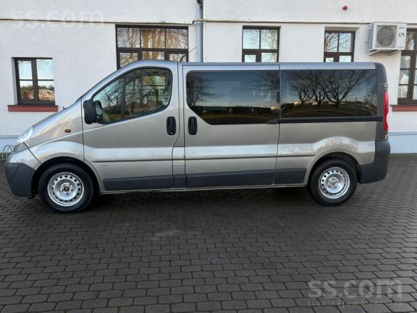 Opel Vivaro 2007 in Jelgava, with an engine capacity of 2.50 L and mileage of 282 thousand km for 7700 €, photo 5 on AUTOMOTO.COM.LV