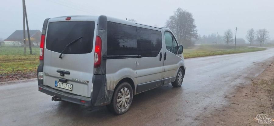 Opel Vivaro 2007 Kelmė, ar dzinēja tilpumu 2.00 L un nobraukumu 6 tūkst. km par 2000 €, foto 3 vietnē AUTOMOTO.COM.LV