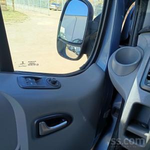 Opel Vivaro 2007 in Riga, with an engine capacity of 2.50 L and mileage of 325 thousand km for 6999 €, photo 14 on AUTOMOTO.COM.LV