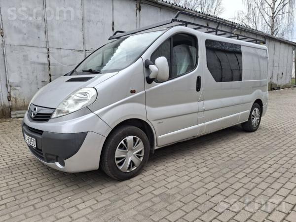 Opel Vivaro 2008 in Riga, with an engine capacity of 2.50 L and mileage of 287 thousand km for 3990 €, photo 1 on AUTOMOTO.COM.LV
