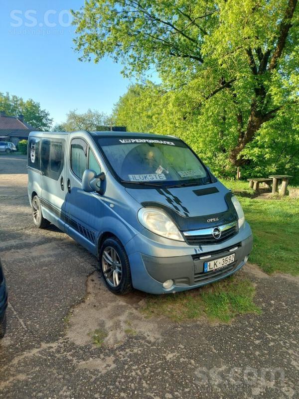 Opel Vivaro 2008 in Daugavpils, with an engine capacity of 2.50 L and mileage of 39 thousand km for 14762 €, photo 1 on AUTOMOTO.COM.LV