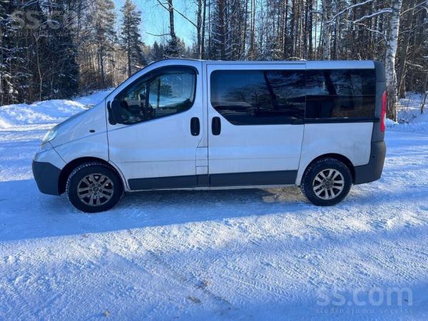 Opel Vivaro 2008 in Madona, with an engine capacity of 2.00 L and mileage of 249 thousand km for 5980 €, photo 2 on AUTOMOTO.COM.LV