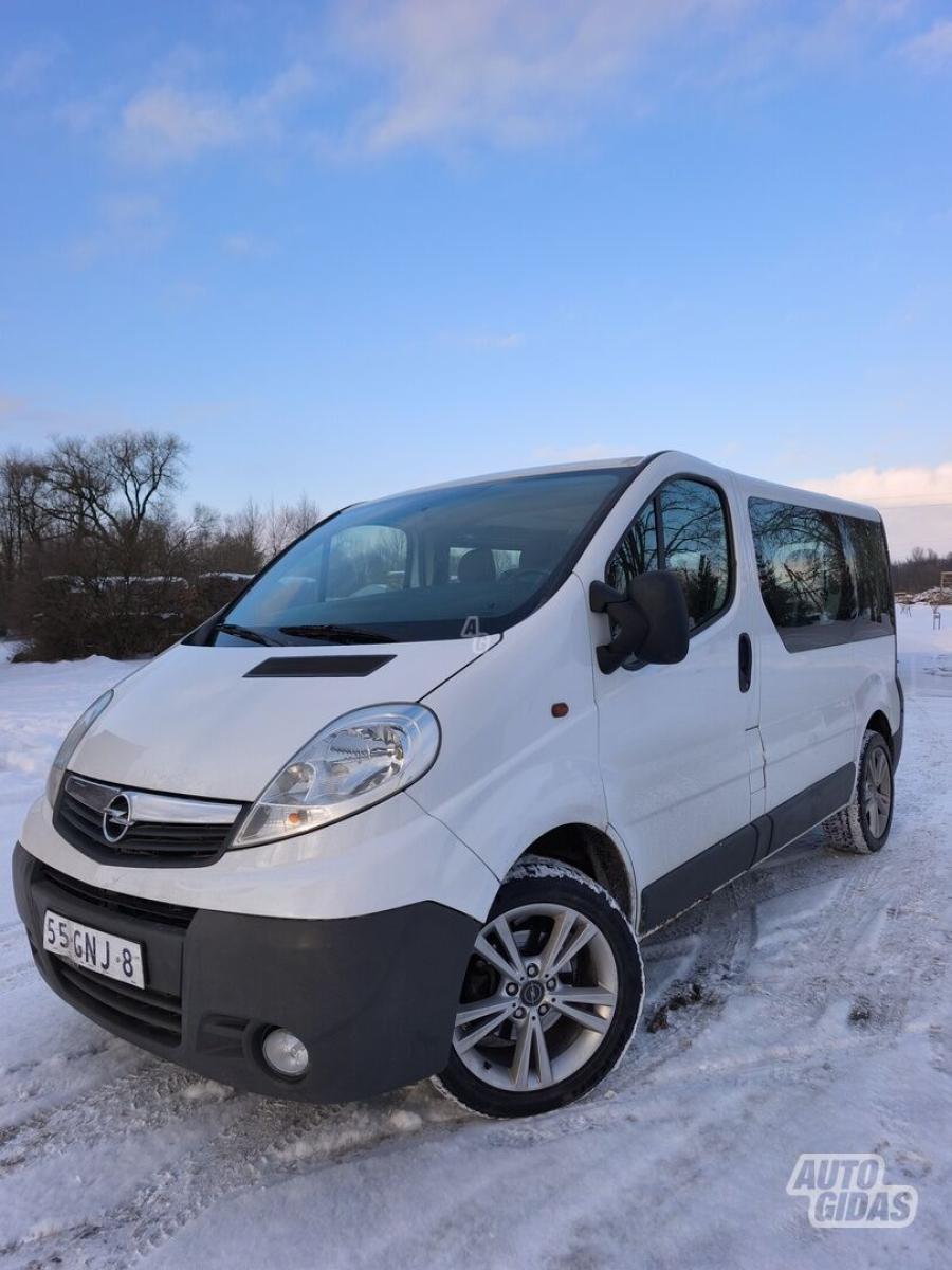Opel Vivaro 2008 in Pakruojis, with an engine capacity of 2.00 L and mileage of 348 thousand km for 6200 €, photo 3 on AUTOMOTO.COM.LV