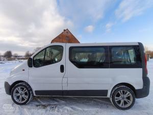 Opel Vivaro 2008 in Pakruojis, with an engine capacity of 2.00 L and mileage of 348 thousand km for 6200 €, photo 4 on AUTOMOTO.COM.LV
