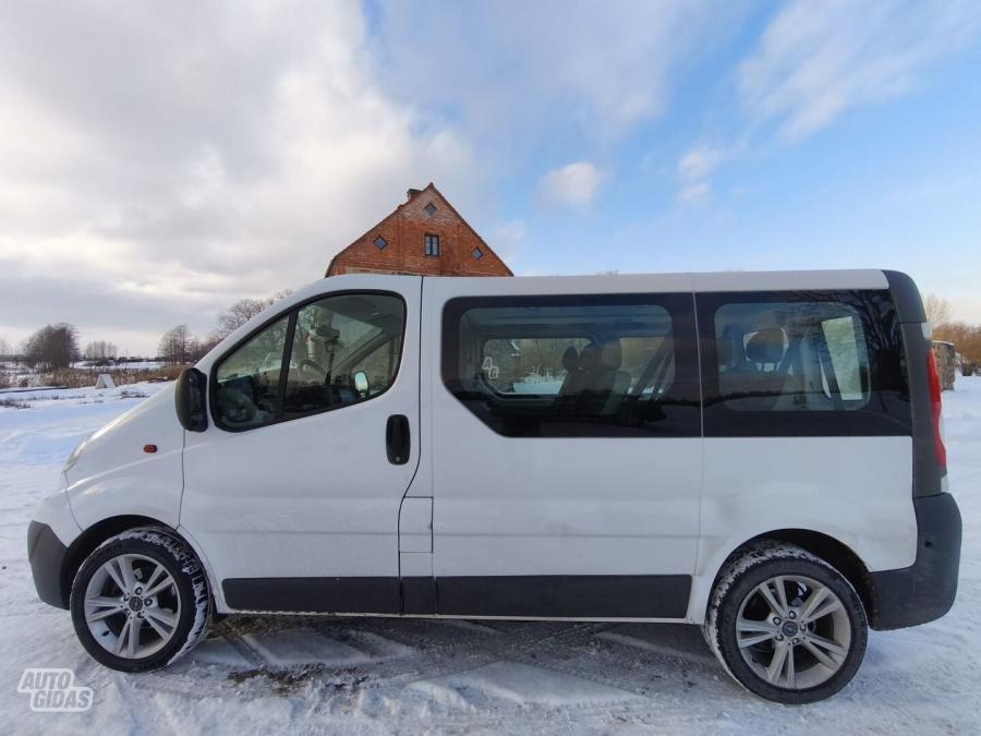 Opel Vivaro 2008 in Pakruojis, with an engine capacity of 2.00 L and mileage of 348 thousand km for 6200 €, photo 4 on AUTOMOTO.COM.LV