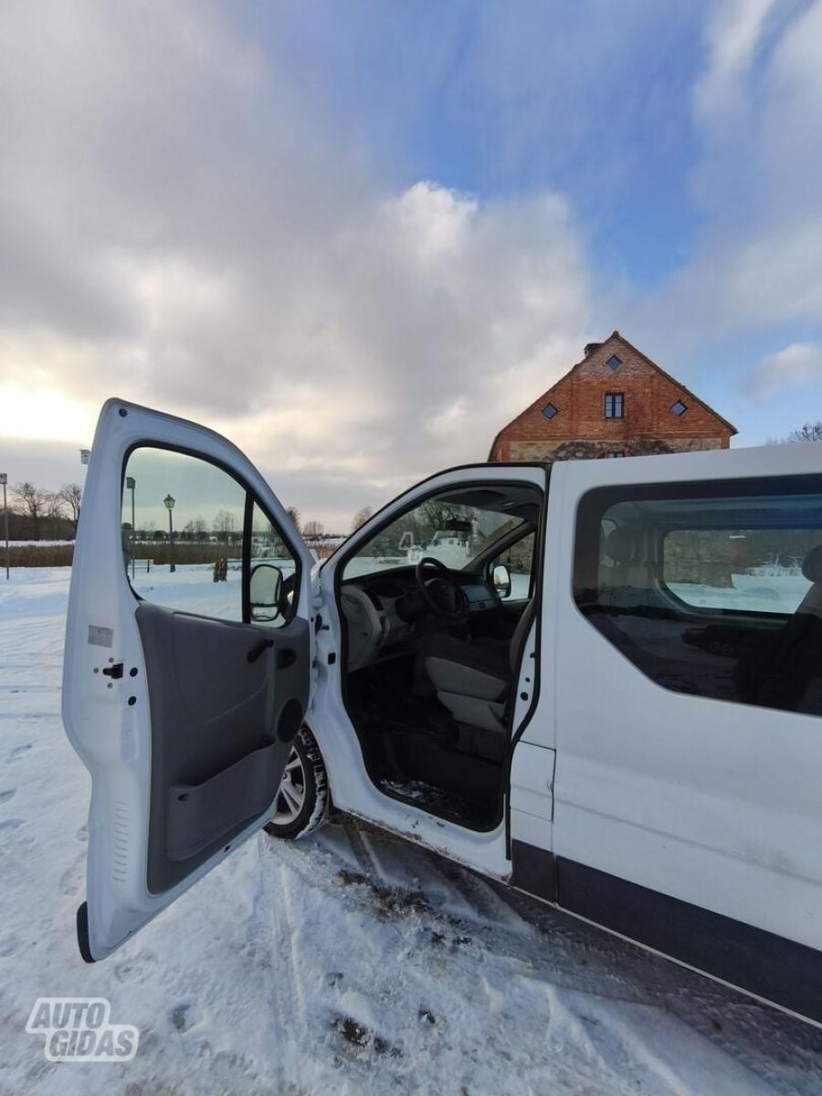 Opel Vivaro 2008 in Pakruojis, with an engine capacity of 2.00 L and mileage of 348 thousand km for 6200 €, photo 9 on AUTOMOTO.COM.LV