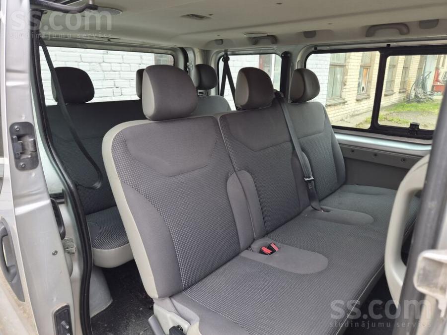 Opel Vivaro 2008 Rīga, ar dzinēja tilpumu 2.00 L un nobraukumu 278 tūkst. km par 5790 €, foto 9 vietnē AUTOMOTO.COM.LV