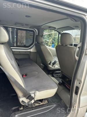Opel Vivaro 2008 Rīga, ar dzinēja tilpumu 2.50 L un nobraukumu 311 tūkst. km par 5600 €, foto 7 vietnē AUTOMOTO.COM.LV