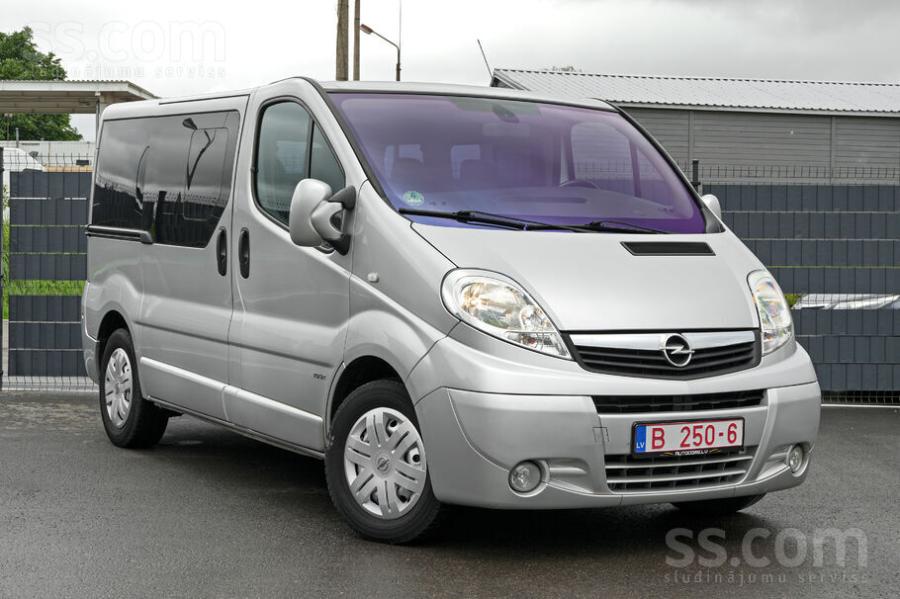 Opel Vivaro 2009 in Ogre, with an engine capacity of 2.50 L and mileage of 219 thousand km for 8900 €, photo 2 on AUTOMOTO.COM.LV