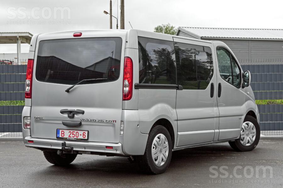 Opel Vivaro 2009 in Ogre, with an engine capacity of 2.50 L and mileage of 219 thousand km for 8900 €, photo 3 on AUTOMOTO.COM.LV