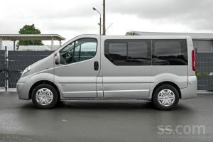 Opel Vivaro 2009 in Ogre, with an engine capacity of 2.50 L and mileage of 219 thousand km for 8900 €, photo 5 on AUTOMOTO.COM.LV