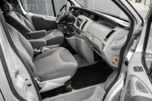 Opel Vivaro 2009 in Ogre, with an engine capacity of 2.50 L and mileage of 219 thousand km for 8900 €, photo 8 on AUTOMOTO.COM.LV