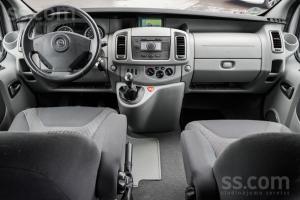 Opel Vivaro 2009 in Ogre, with an engine capacity of 2.50 L and mileage of 219 thousand km for 8900 €, photo 9 on AUTOMOTO.COM.LV