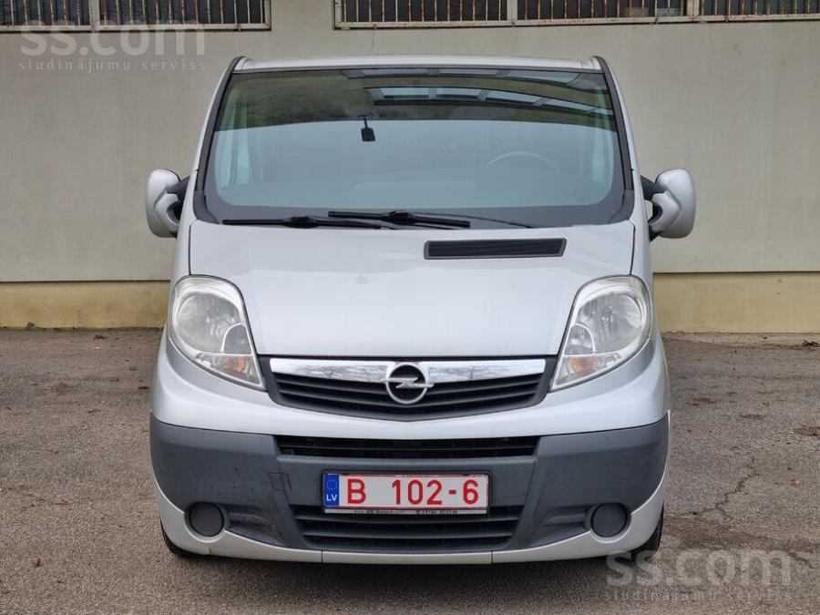 Opel Vivaro 2009 in Ogre, with an engine capacity of 2.00 L and mileage of 267 thousand km for 6950 €, photo 2 on AUTOMOTO.COM.LV