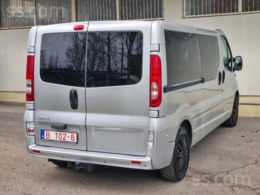 Opel Vivaro 2009 in Ogre, with an engine capacity of 2.00 L and mileage of 267 thousand km for 6950 €, photo 4 on AUTOMOTO.COM.LV