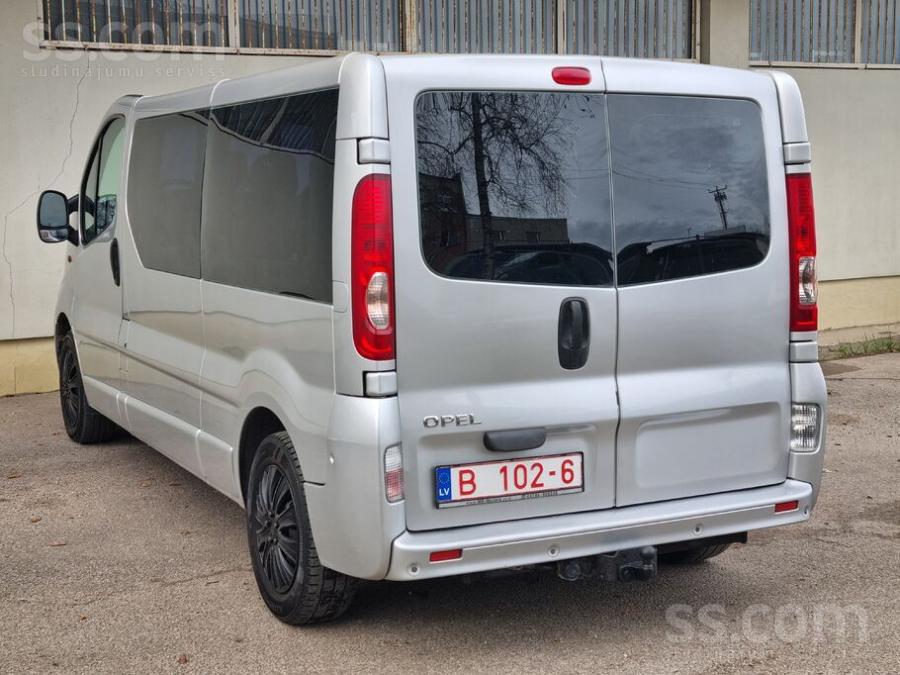 Opel Vivaro 2009 in Ogre, with an engine capacity of 2.00 L and mileage of 267 thousand km for 6950 €, photo 6 on AUTOMOTO.COM.LV