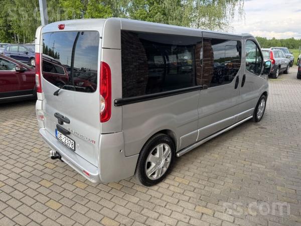 Опель Виваро 2010 в Талси, объемом двигателя 2.50 л и пробегом 297 тыс. км за 9995 €, фото 4 на AUTOMOTO.COM.LV