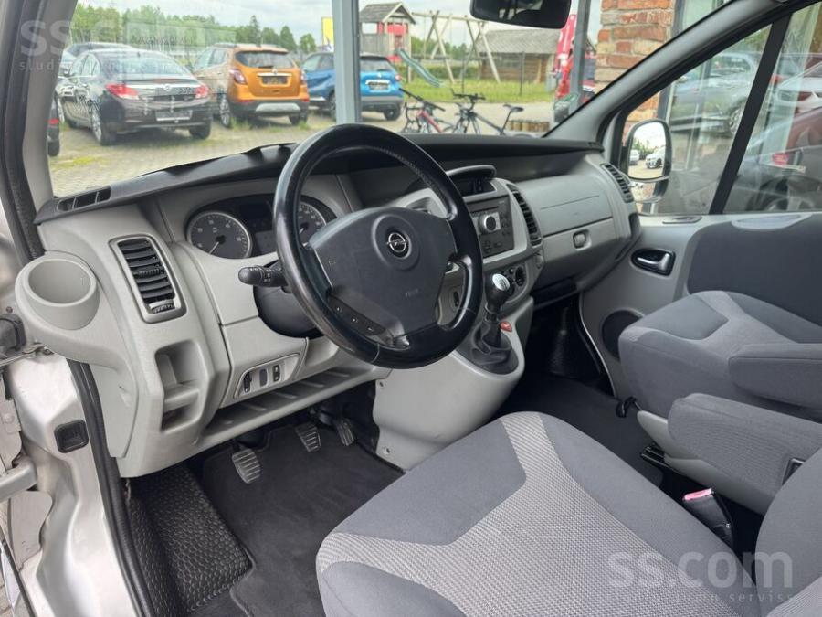 Opel Vivaro 2010 Talsi, ar dzinēja tilpumu 2.50 L un nobraukumu 297 tūkst. km par 9995 €, foto 10 vietnē AUTOMOTO.COM.LV