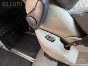 Opel Vivaro 2010 Talsi, ar dzinēja tilpumu 2.50 L un nobraukumu 297 tūkst. km par 9995 €, foto 17 vietnē AUTOMOTO.COM.LV